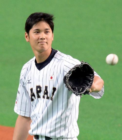 오타니 쇼헤이, '완벽한 외모'로 자고나면 열애설..."모델부터 아나운서 까지"